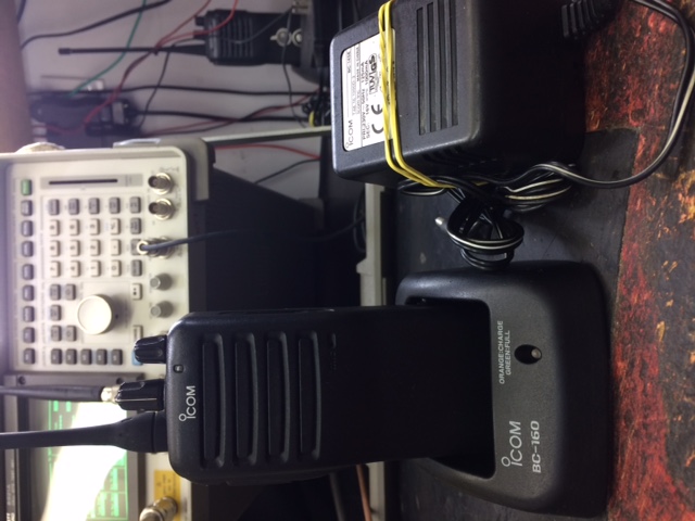 HT ICOM IC-F24 UHF COMPLETO | RADIOTROCA